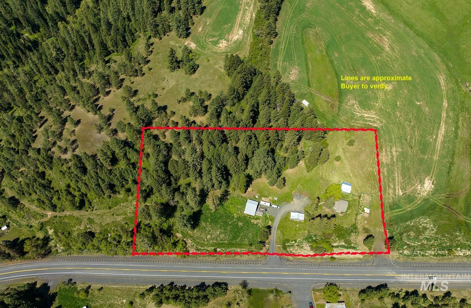 Home for sale in Troy: 4050 Hwy 8, Troy, ID 83871