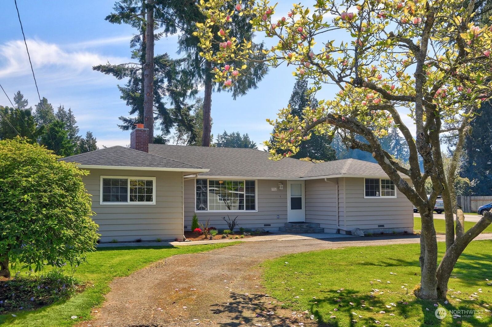 MLS#2065891: 7712 193rd Place SW, Edmonds, WA 98026