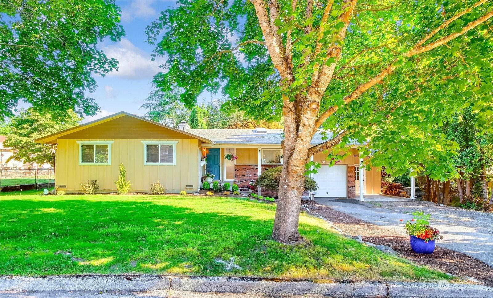 3 bed Lake Stevens home for sale: 10117 38th Place SE, Lake Stevens, WA ...