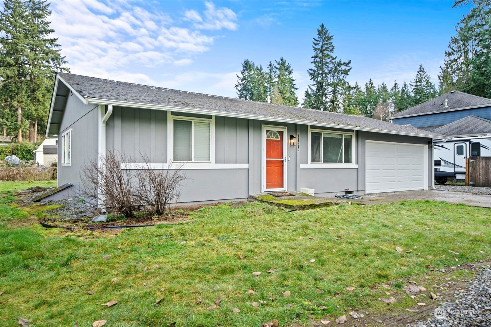 3 bed Puyallup home for sale: 11719 91st Avenue E, Puyallup, WA 98373