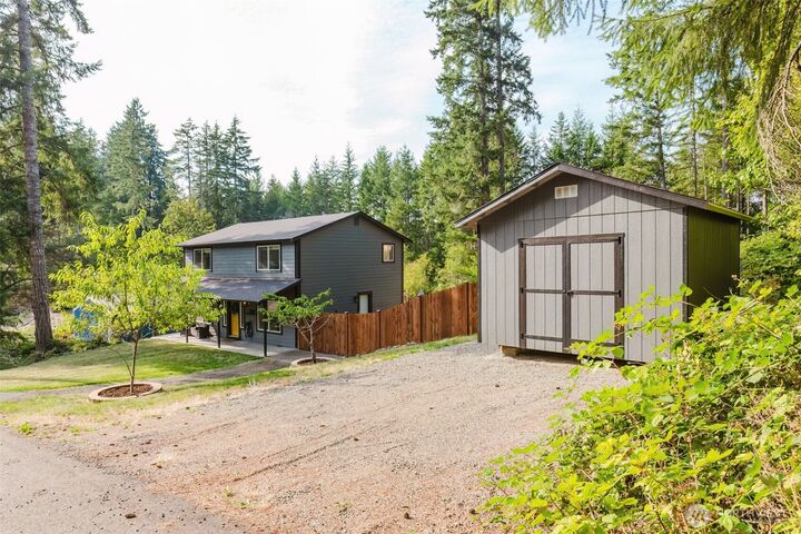 3 bed Port Orchard home for sale: 7891 SW Conifer Lane, Port Orchard ...