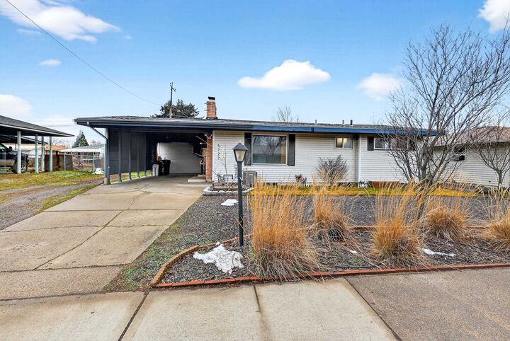 5 bed Spokane home for sale: 5727 N Maple St, Spokane, WA 99205